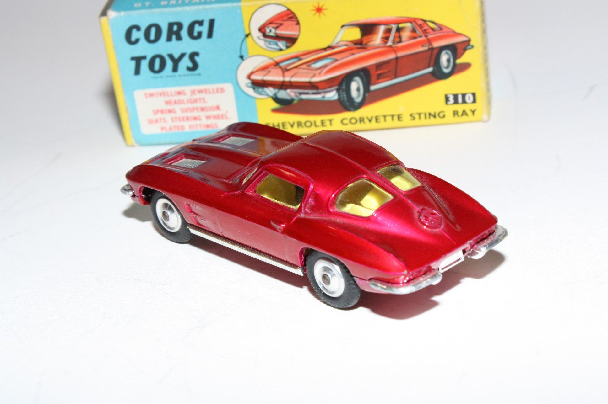 Corgi 310 Chevrolet Corvette Stingray, VNM in Original Box | DB ...