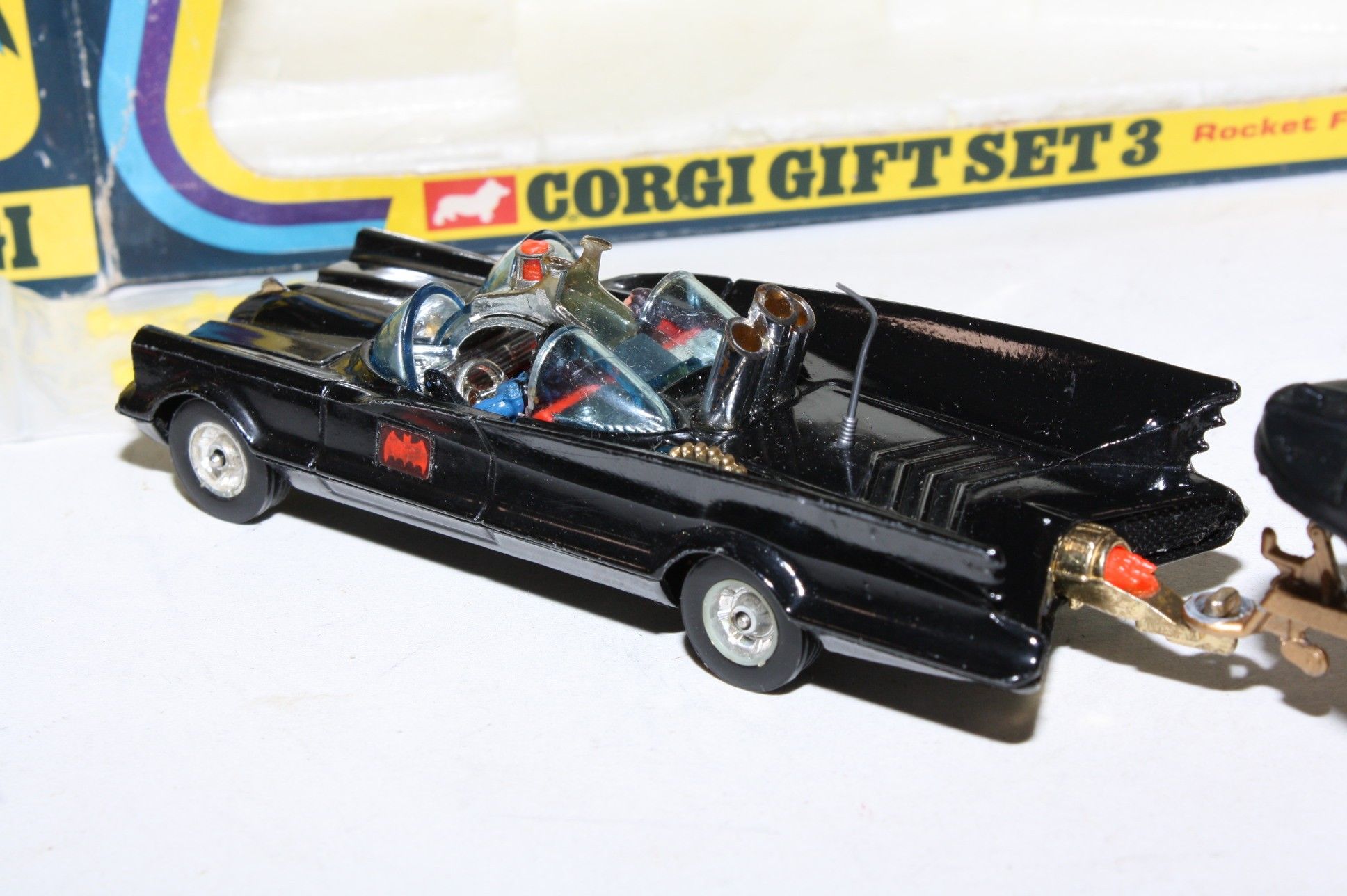 Corgi Gift Set 3 Batmobile & BatBoat, 1973, 8 Spoke, in Original Box ...