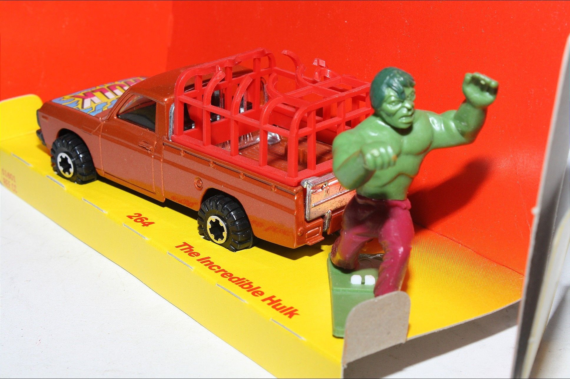 Corgi 264 Incredible Hulk, Scarce Dark Bronze, Mint in Good Original ...